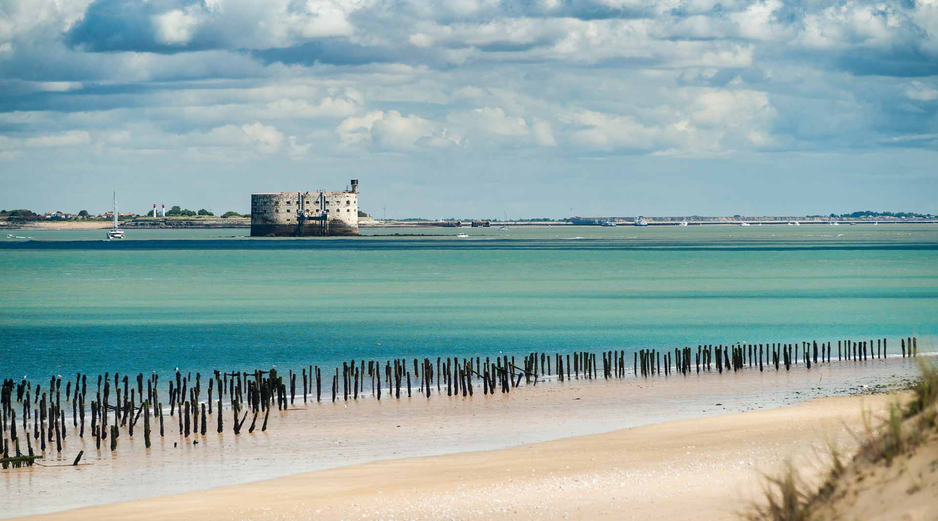Fort Boyard : l'histoire du fort mythique au large de l'Ile de Ré